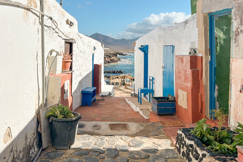 I have traveled all over Spain and this is my favorite fishing town ...